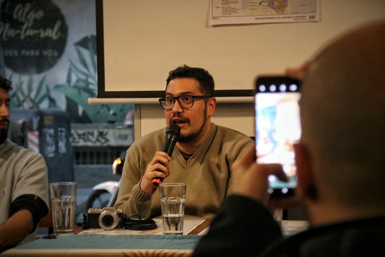 "La Revolución de las Boinas", el libro sobre el proceso del Sahel