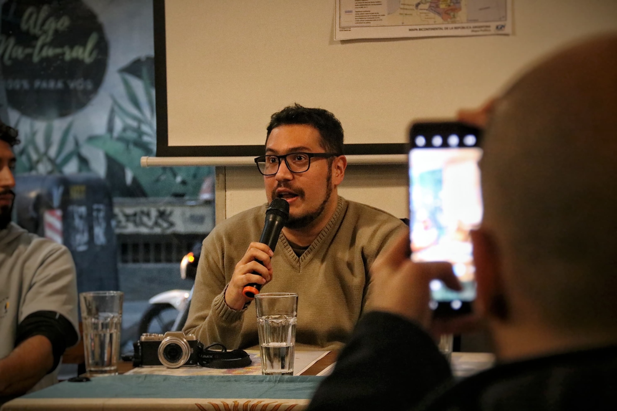 "La Revolución de las Boinas", el libro sobre el proceso del Sahel